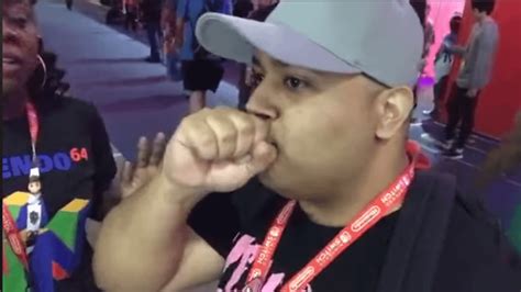 Fan Explains To Dashie How Watching His Vids Helped Her Through A Deep