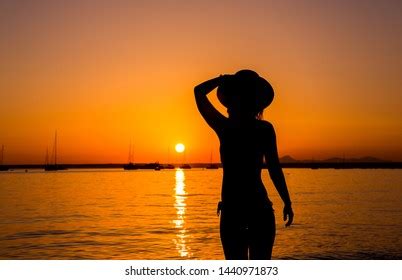 Nude Woman Silhouette Beach Over 360 Royalty Free Licensable Stock