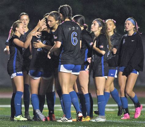 Photos St Charles North Vs New Trier In Class 3a Girls State Soccer