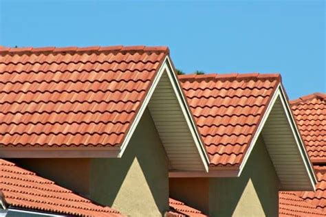 Top 8 Colors That Complement An Orange Roof Perfectly