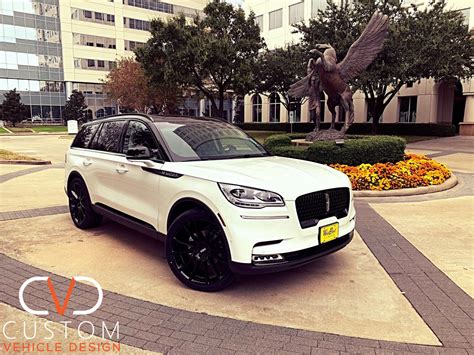 2020 Lincoln Aviator With 24” Status Goliath Wheels Lincoln Navigator