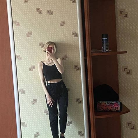 Alices1213主播：免费直播性爱表演和聊天 Stripchat