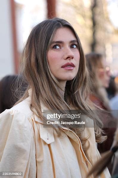 Zita Dhauteville Attends The Chloe Womenswear Fall Winter 2025 2026