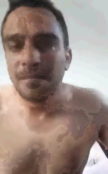 Monsieur Vilain Benjamin Se Branle Devant Une Fillette De 12 Ans Eporner