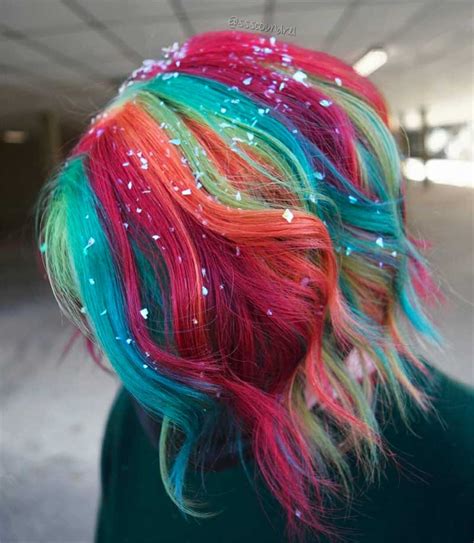 10 Fabulous Famous Women Over 40 Who Prove That Funky Colored Hair Is