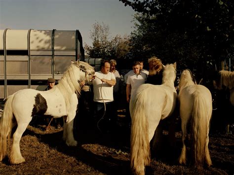 Wepresent Sam Wrights Photos Of The Traveller Community