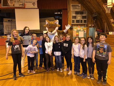 Red E Fox Visits Wiscasset The Lincoln County News