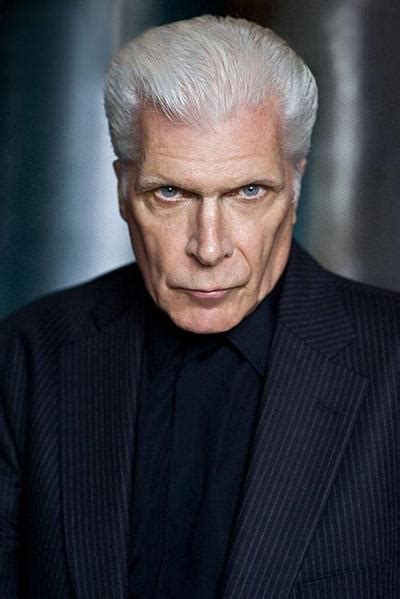 Mark Walker About Entertainmentie