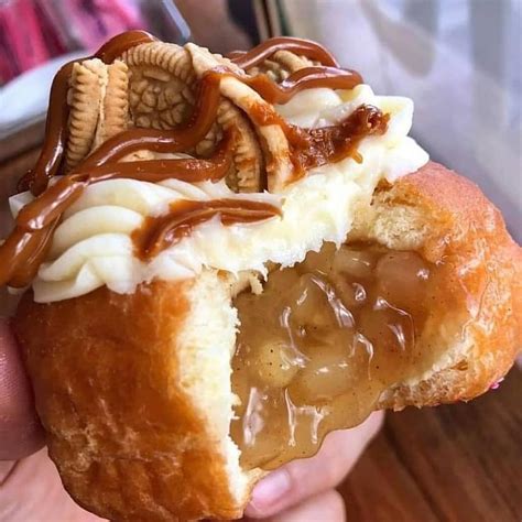 🍎pie Hole Is In This Weekends Lineup Apple Pie Filled Cream Cheese Frosting Maple Oreos