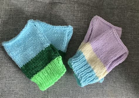 Ravelry Leftovers Hand Warmers Pattern By Taffylass Knits