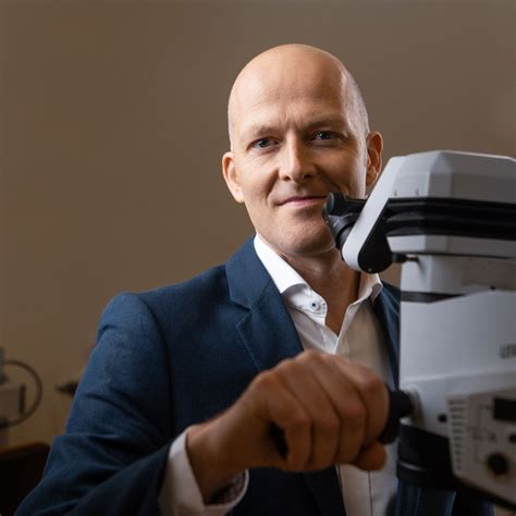 About — Dr James English • Ophthalmologist And Ophthalmic Surgeon • Brisbane Qld