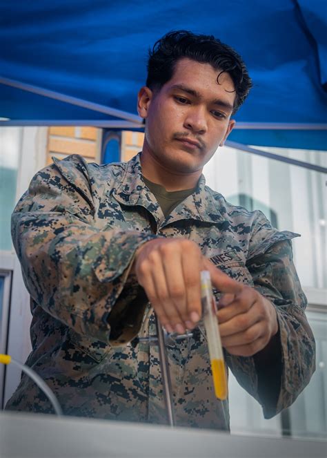 Dvids Images Sy 24 Rok Marines Take Part In Joint Cbrn Class