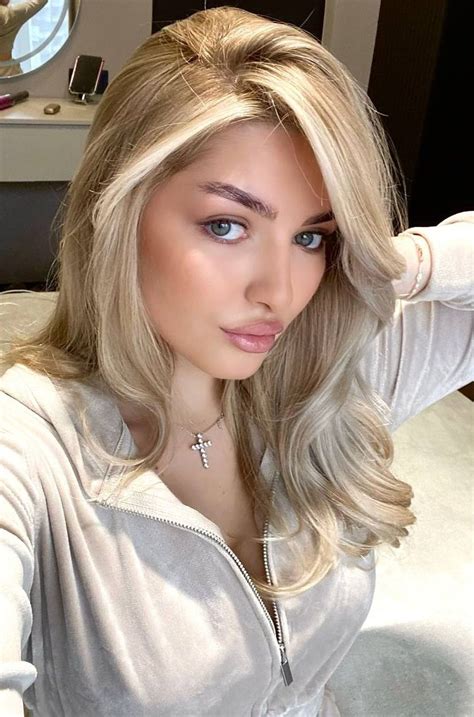 23 Yo Valeria From Rîbnița Moldova Brown Eyes Blond Hair Id