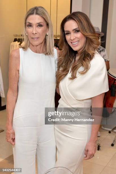 Jacqueline Marcus Photos And Premium High Res Pictures Getty Images