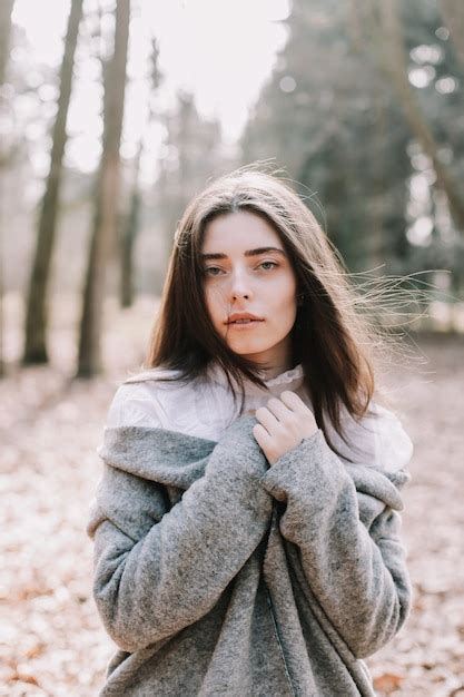 Premium Photo Beautiful Romantic Girl Portrait In The Park