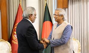Fm Dar Meets Bangladeshs Yunus During Historic Visit As ‘revitalising Saarc Comes Under Focus