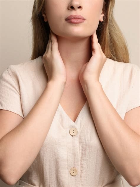 Cure For Thyroid Include These 7 Superfoods In Your Diet