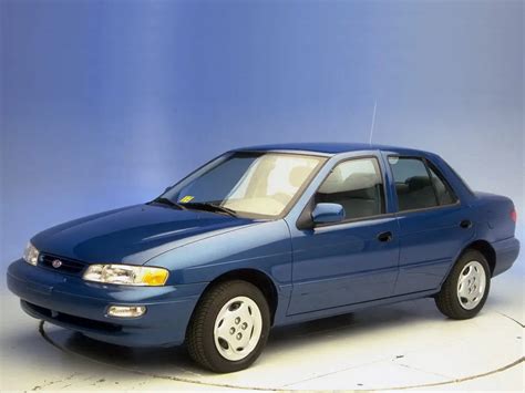 Kia Sephia рестайлинг 1994 1995 1996 1997 1998 седан 1 поколение