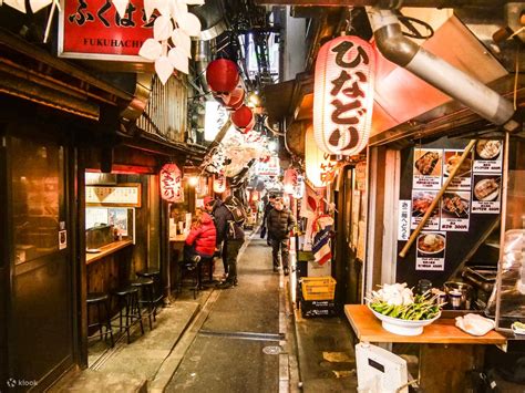 Tokyo Bar Hopping Night Tour In Shinjuku Klook