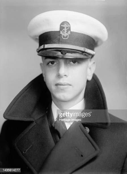 Wayne Ewing Photos And Premium High Res Pictures Getty Images