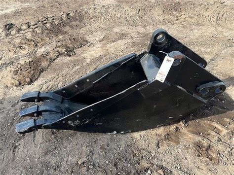Absolute New Holland 555 Backhoe 12 Dig Bucket Res Auction Services