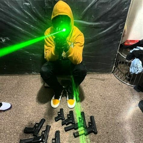 Stream Pgf Jman X Pgf Mooda Switch Da Crowd By Mitch Flame Listen