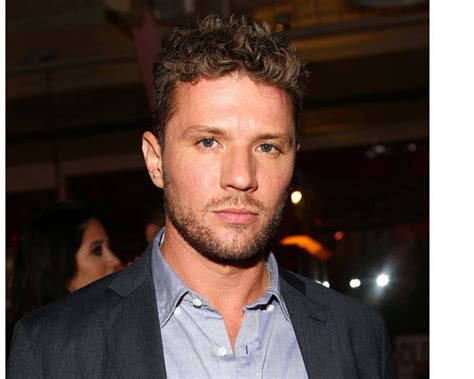 Download Actor Ryan Phillippe Public Event Wallpaper