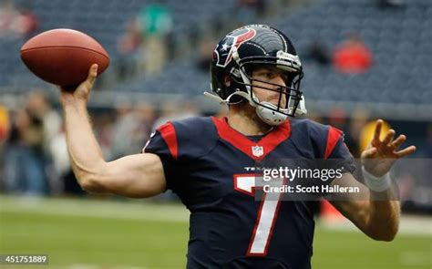 5784 Case Keenum Photos And High Res Pictures Getty Images