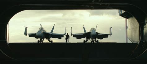 Tom Cruise Really Thought Hed Be Allowed To Pilot An Fa 18 Super