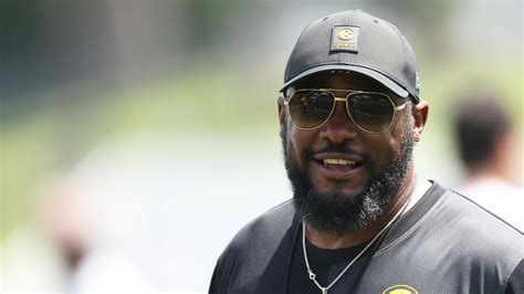 Mike Tomlin Praises Dillon Gabriel Ahead Of Steelers Browns