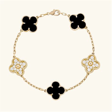 Bestsellers Bracelets Necklaces Earings Rings Bundles Watches