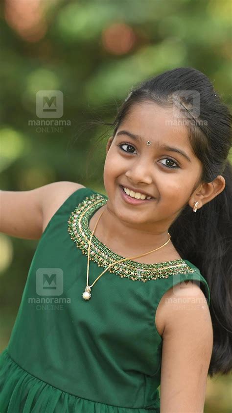 കയ്യീന്ന് എക്സ്പ്രഷനിടുന്ന കല്ലു പിഷാരടിയെ ഉത്തരം മുട്ടിച്ച തള്ളുണ്ണി Malikappuram