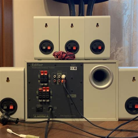 Edifier R401 купить в Москве цена 2 500 руб продано 5 октября 2020