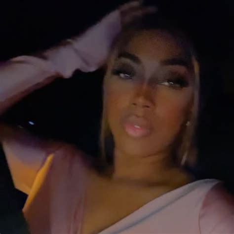 K33 K33 • Threads Say More