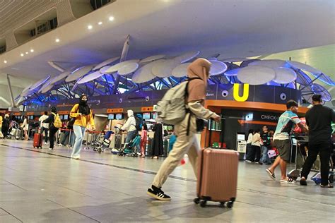 Extend Aidilfitri Airfare Reduction Period Group Urges The Star