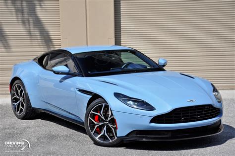 2020 Aston Martin Db11 V8 Coupe Frosted Glass Blue Technology Pack B