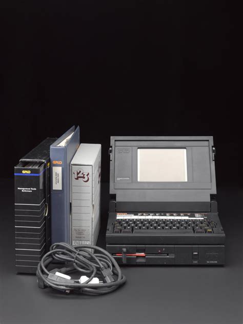 Grid Compass Laptop Computer 1982 1990 Science Museum Group Collection