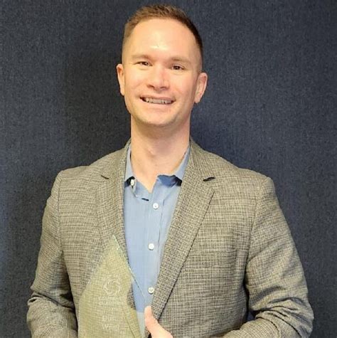 Dustin Wright Community Champion Klem 1410