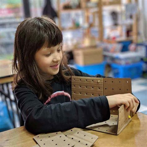 Dazzlinks Cardboard Classroom Pack Dazzlinks Educational Innovations