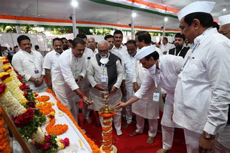 शिंदे फडणवीस सरकार कधीपर्यंत टिकणार अजित पवार यांनी सांगितले लॉजिक