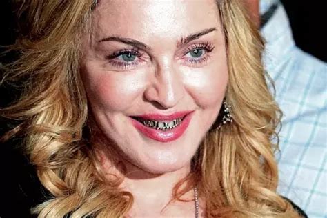 Las Excentricidades De Moda De Las Celebrities Ohlalá