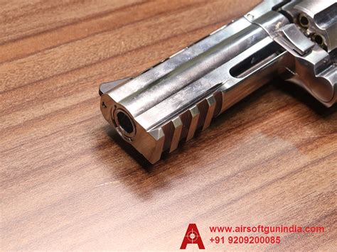 Dan Wesson 715 4 Pellet Revolver