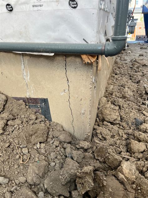 Settlement Crack Or Structural