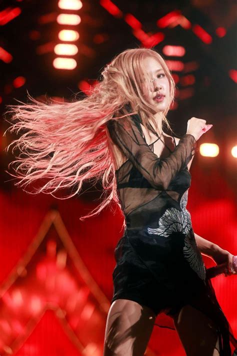Pin By Margot🍓 On Blackpink Rosé Coachella Blackpink Coachella