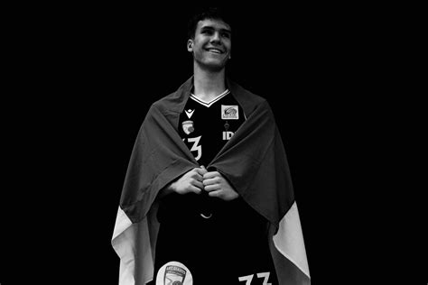 Art Giants Trauern Um Nbbl Spieler Volodymyr Yermakov — Art Giants Düsseldorf