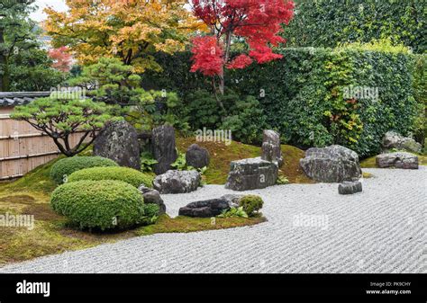 Daitoku Ji Kyoto Japan The Gardens Of Korin In Zen Temple Founded