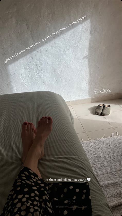 Sarah Mikaelas Feet