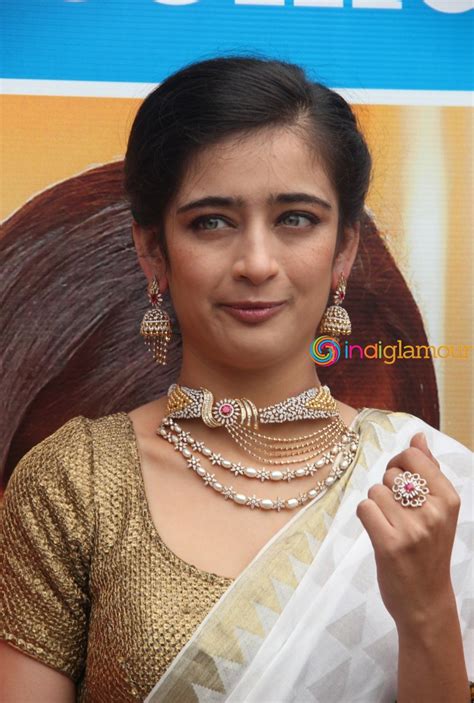 Akshara Haasan Actress Hd Photosimagespics And Stills