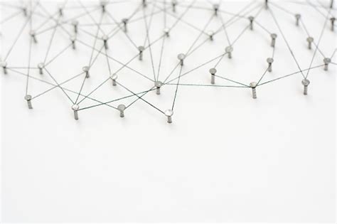 엔터티 연결 네트워크 네트워킹 소셜 미디어 인터넷 통신 개요 소규모 네트워크는 더 큰 네트워크에 연결 검은 색조와 목화에 의해 함께 연결 된 종이에 개념에 대한 스톡 사진