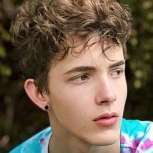 Cristobal Pesce Edad Familia Biografía Famous Birthdays
